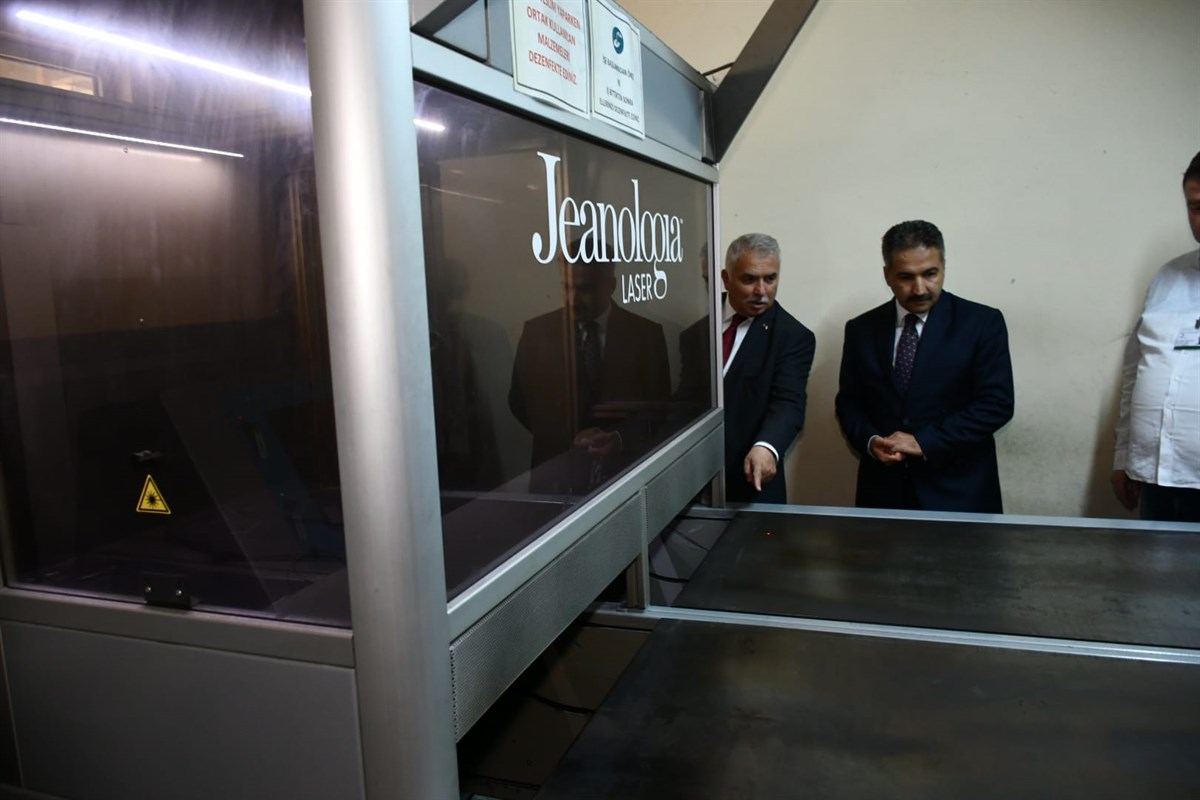 Vali Aziz Yıldırım Dinateks Dinamik Tekstil Sanayi ve Ticaret Anonim ...